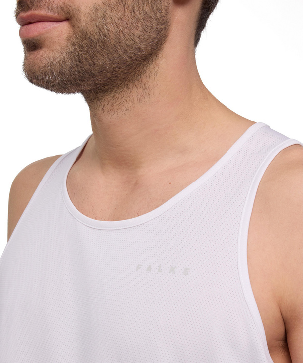 Men Training Top Round-neck (White) | FALKE
